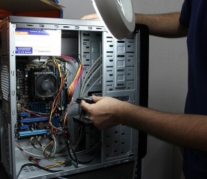 How To: Install SATA Hard Drive - PC Build Advisor